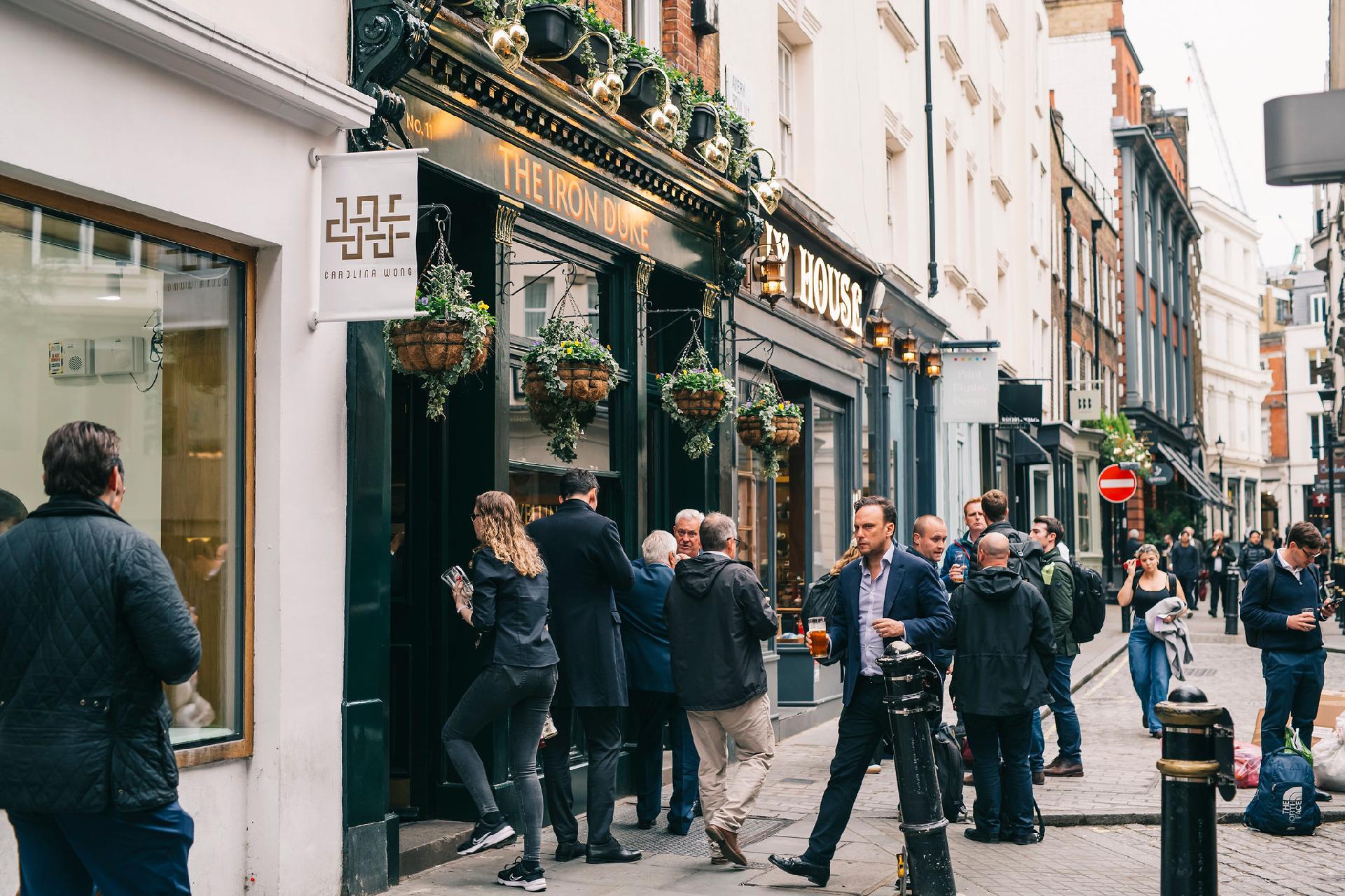 The Iron Duke - Contact The Iron Duke for a warm welcome, superb drinks ...